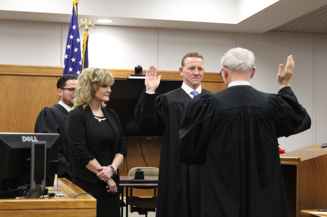 Elected officials sworn in Thursday | News, Sports, Jobs - Daily Press